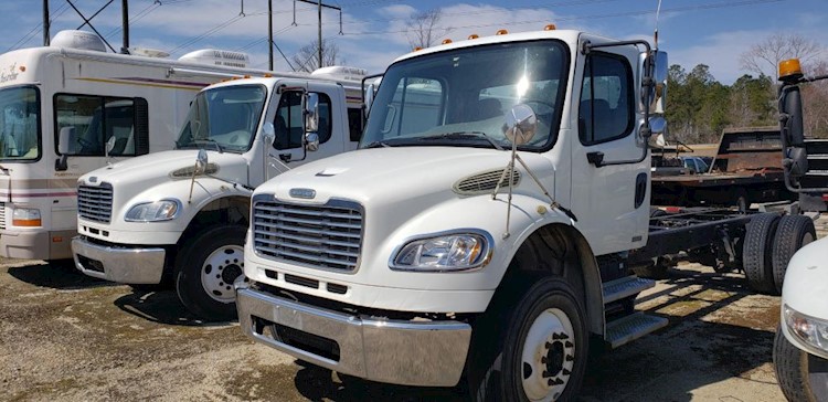 2010 Freightliner MM106042S for sale $29,000 | Machinery Marketplace ...