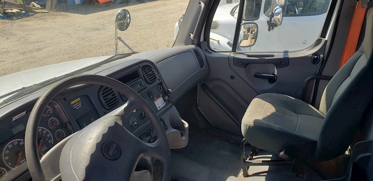 2010 Freightliner MM106042S for sale $29,000 | Machinery Marketplace ...