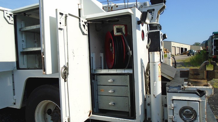 2005 Freightliner MM106042S Service Truck 4x2 for sale $39,500 ...