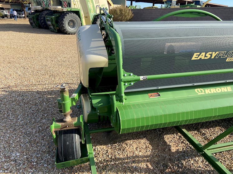 2017 Krone EasyFlow 380 S (480-630) for sale | Machinery Marketplace ...