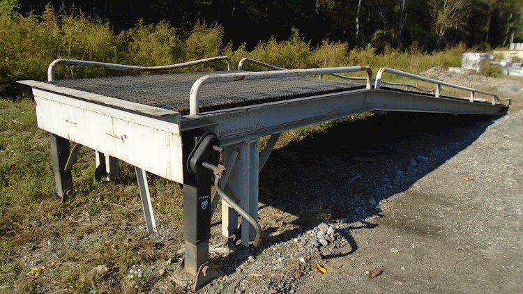 SAF-Holland 80 Foot Loading Ramp for sale $10,000 | Machinery ...