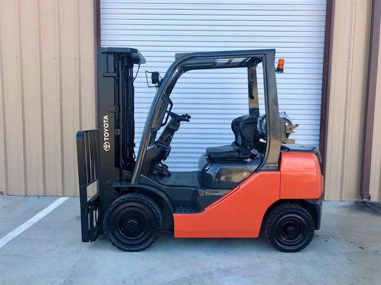 2011 Toyota 8FGU25 for sale $15,000 | Machinery Marketplace | DFC90450